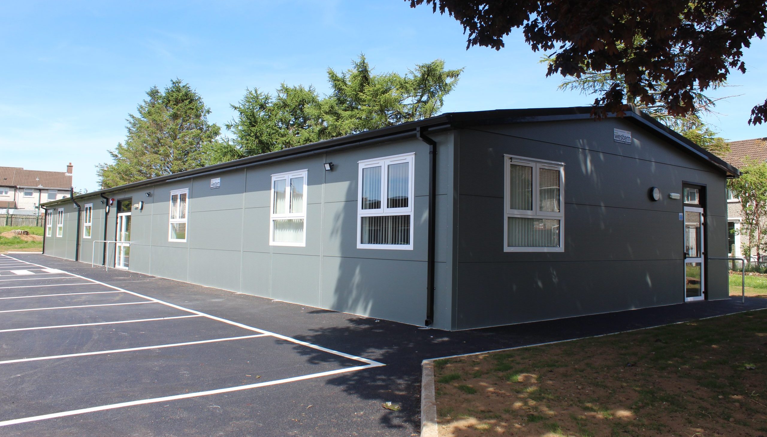 Lisnagarvey High School - Western Building Systems